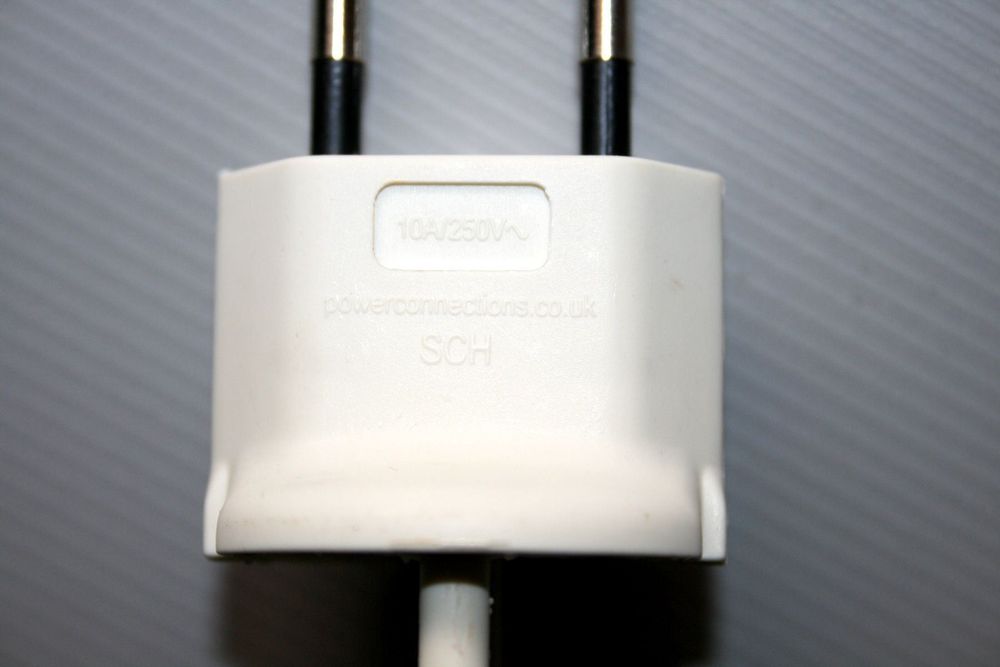 Permanent EU/CH Adapter Fixadapter 2-polig T11 weiss (Neu (gemäss ...