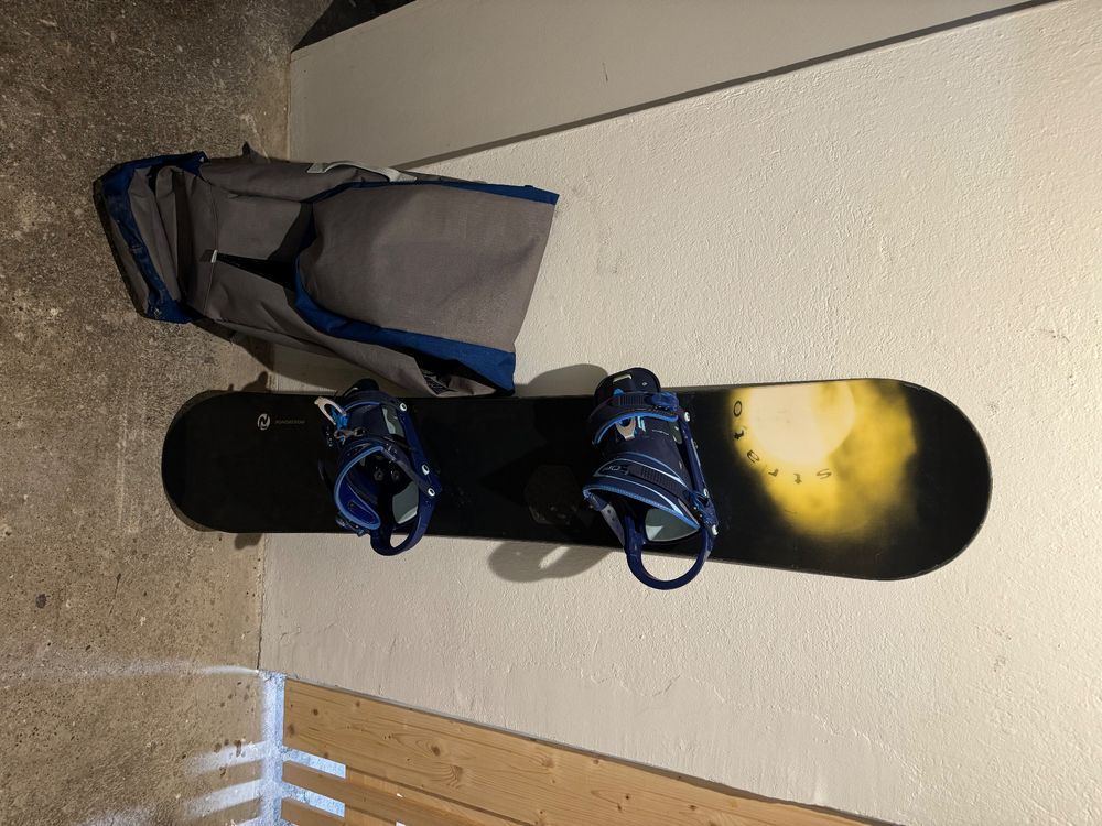 Snowboard (159) mit Bindung (XL), Schuhe (46) und Tasche (Gebraucht) in ...