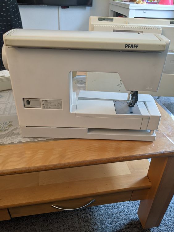 Nähmaschine Pfaff Selectronic 6250 | Kaufen auf Ricardo