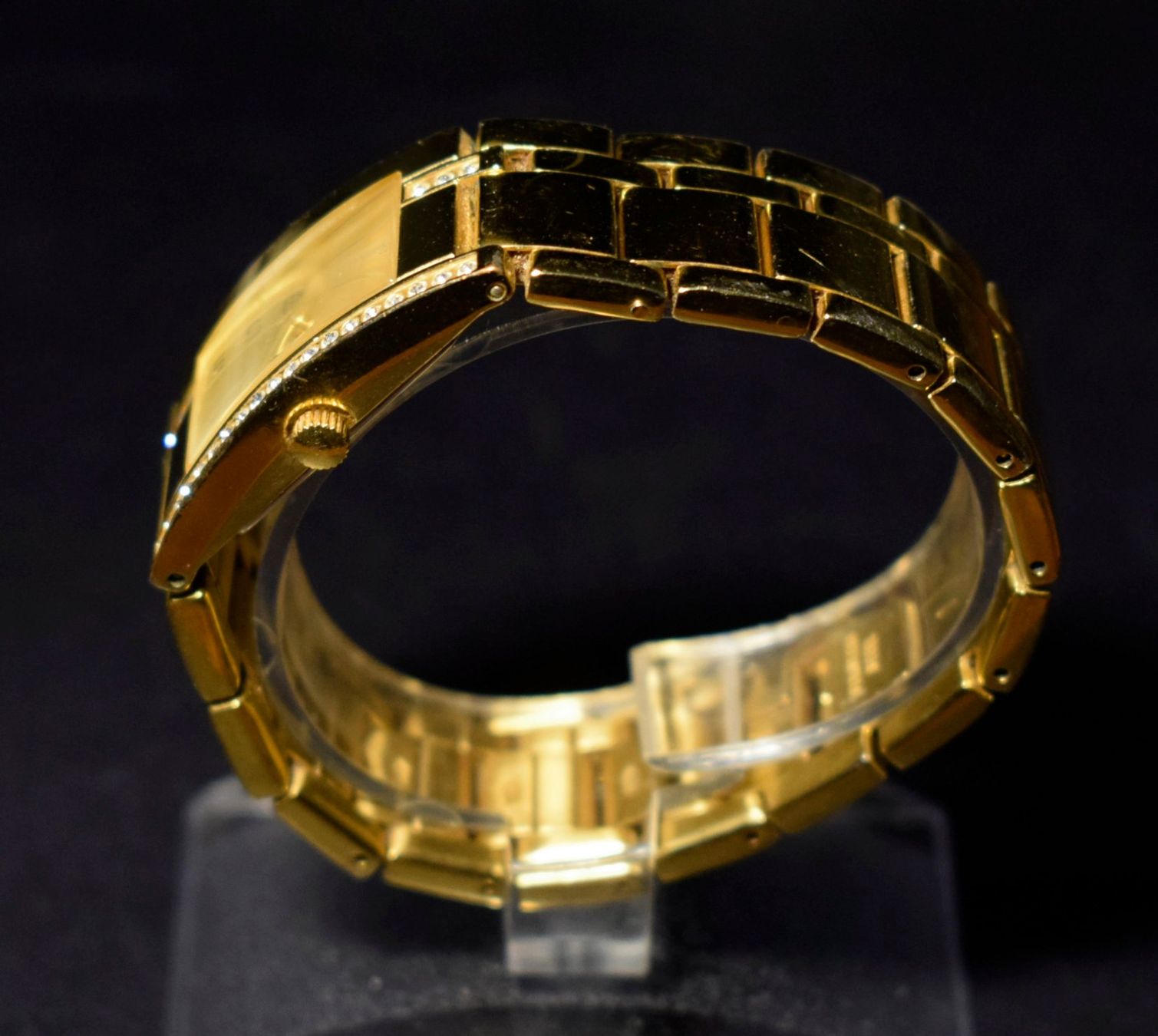 Montre ESPRIT – Design Moderne – Très bon état (D'occasion) à Neuchâtel ...