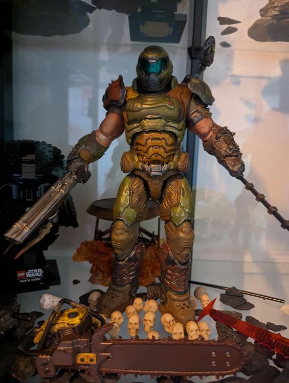 Doom Doomslayer (Neu und originalverpackt) in Aarau Rohr für CHF 99 ...