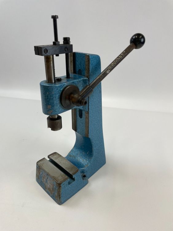 robuste Hebelpresse Handpresse Montage Stanzen BERG & SCHMID (Gebraucht ...