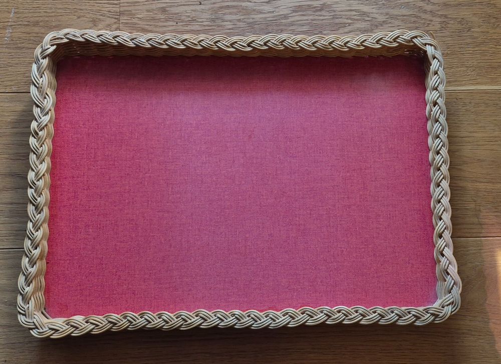 schönes Kelko Servier Tablet mit Rattan umwickelt (Gebraucht) in ...