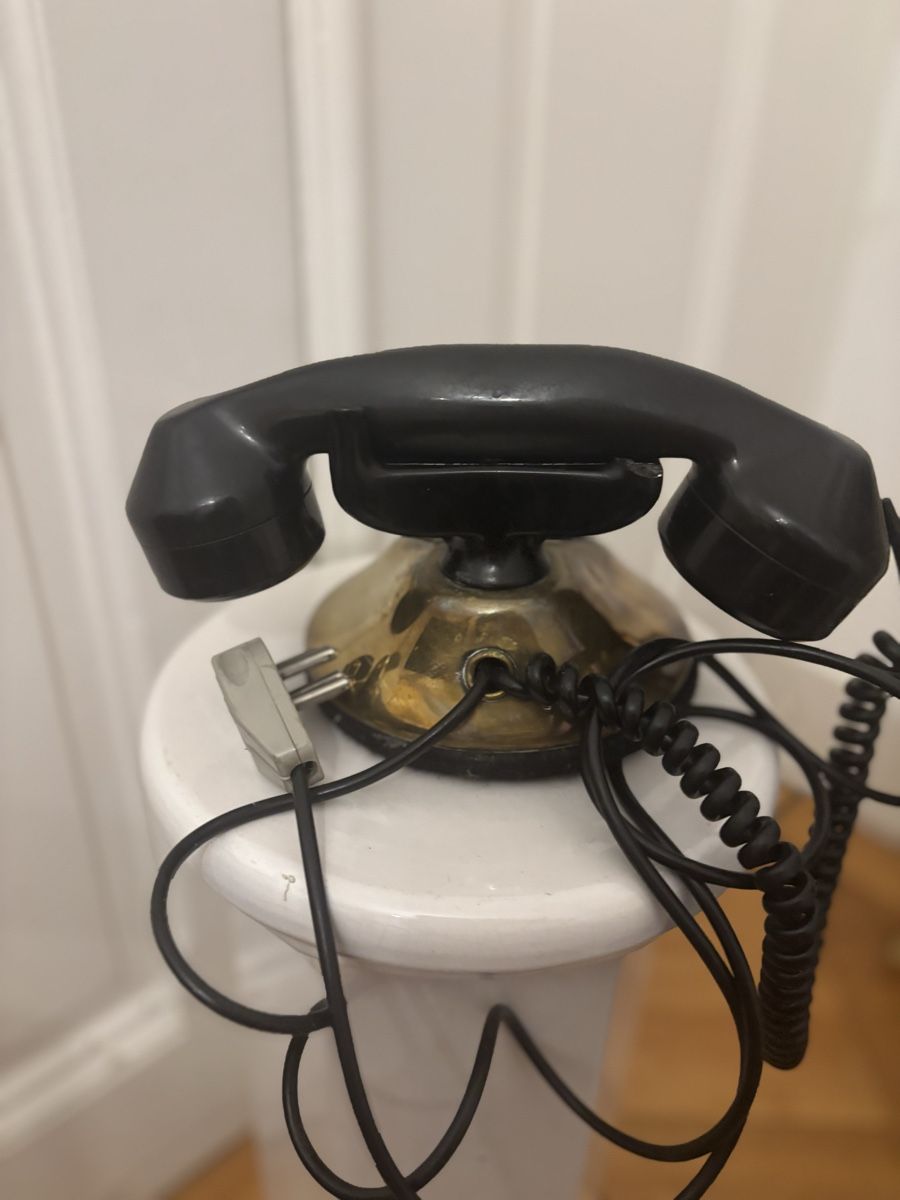 Téléphone vintage noir et or à cadran rotatif 📞 (D'occasion) à Genève ...
