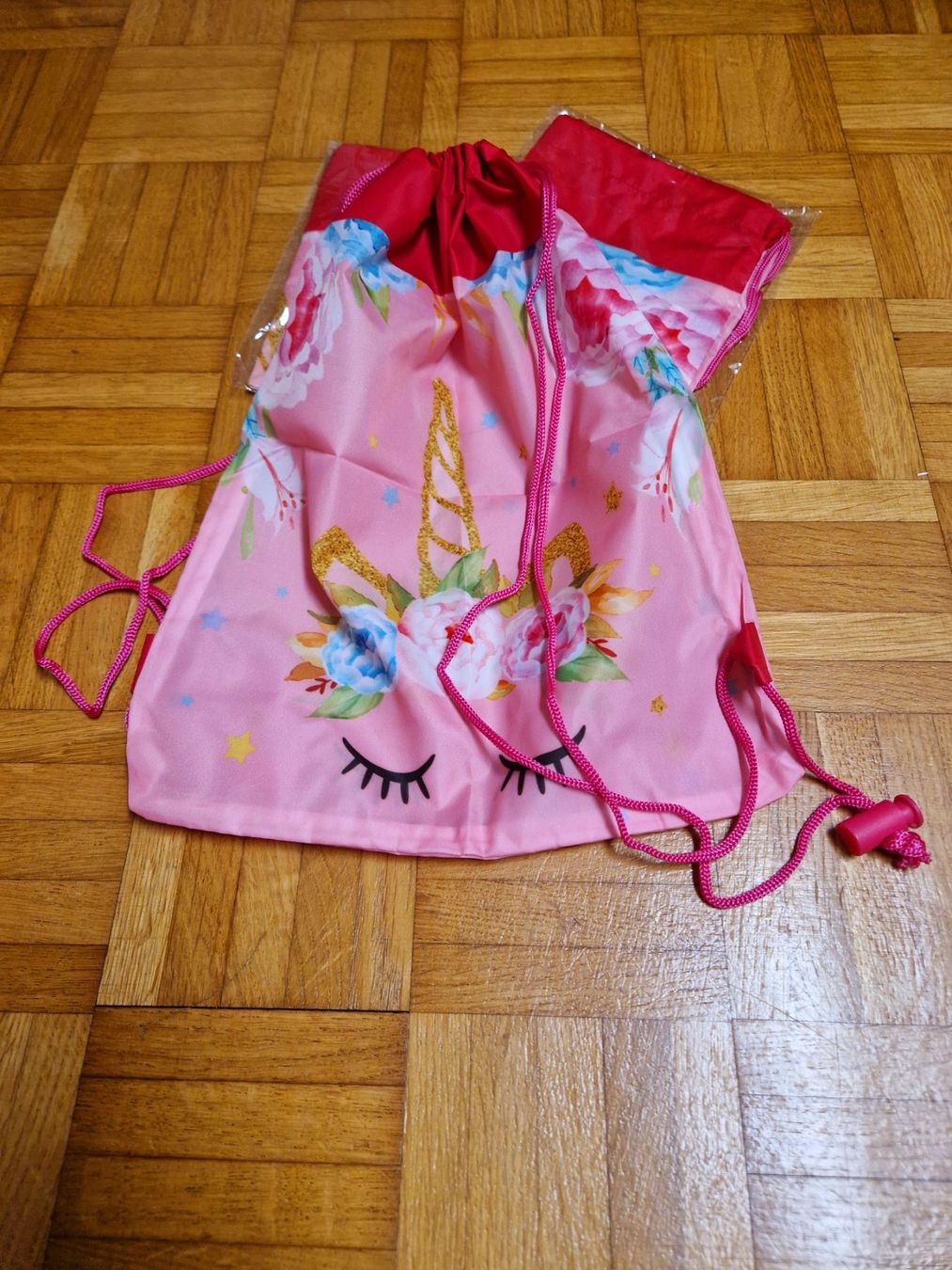 Einhorn Rucksäckli 1Stück (Neu und originalverpackt) in Stüsslingen für CHF 0.3 – mit Lieferung ...