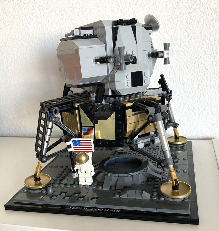 LEGO NASA Apollo 11 Lunar Lander 10266 (Gebraucht) in Jonschwil für CHF ...