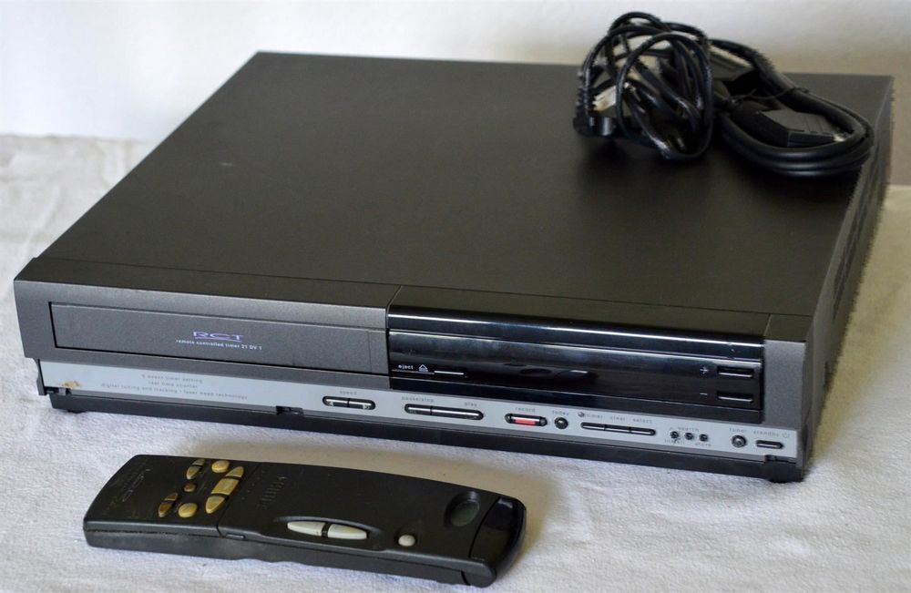 Videorecorder VHS Philips 21DV1 magnétoscope (Gebraucht) in Collonges ...