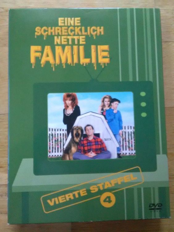 Eine schrecklich nette Familie - (4.Staffel) (Gebraucht) in st.galllen für CHF 5 – mit Lieferung ...