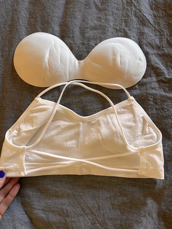 Top Weiss S BH (Neu und originalverpackt) in Dotzigen für CHF 3 – mit ...