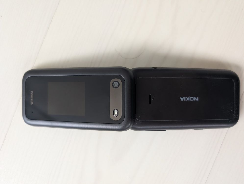 Nokia 2660 Flip 4G – Neu & Unbenutzt (Open Box) (Neu und ...