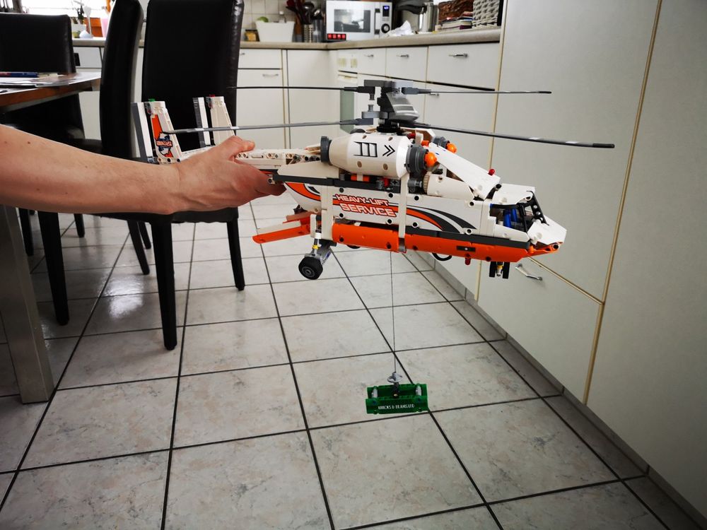LEGO Technic Heavy Lift Helicopter 42052, LEGO Technic | Kaufen auf Ricardo