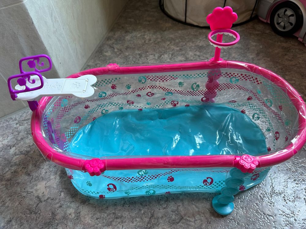 Barbie Pool Set mit Puppe und Hunden | Kaufen auf Ricardo