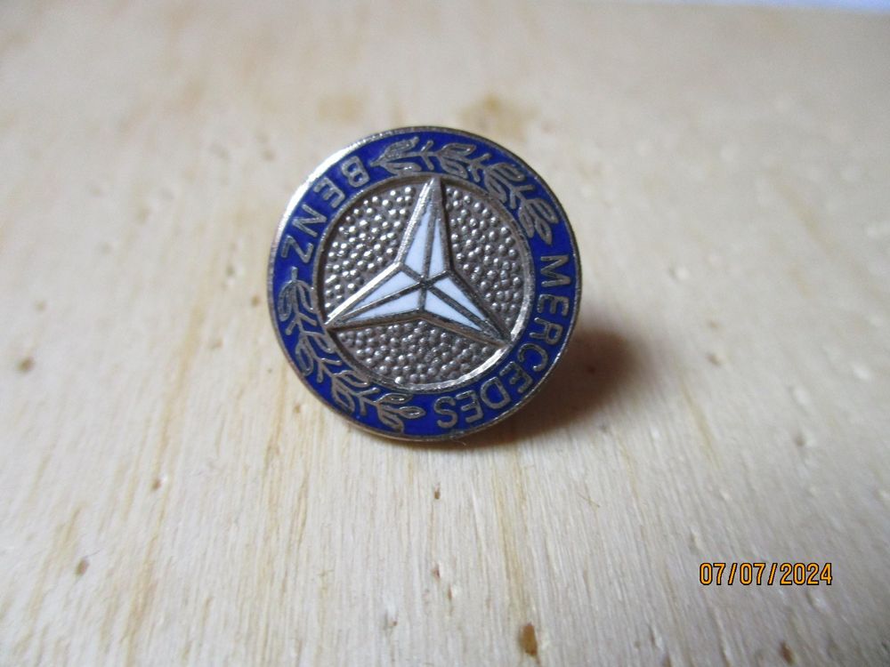 Mercedes Benz Logo Pin (Neu (gemäss Beschreibung)) in Felsberg für CHF ...