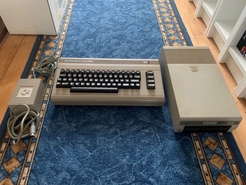 Commodore 64 "Brotkasten" defekt? (Défectueux) à Wohlen AG pour CHF 180 ...