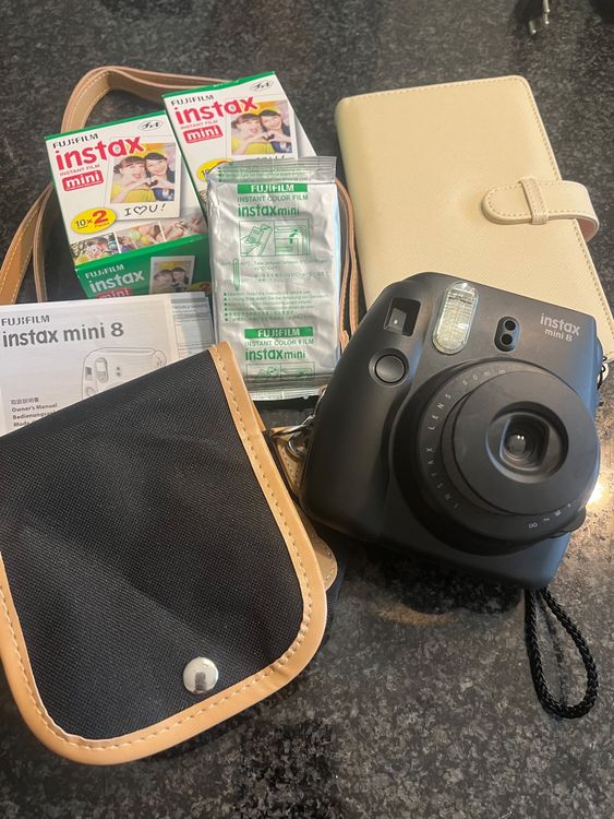 Fujifilm instax mini 8 (Gebraucht) in Oberrieden für CHF 47 – mit ...