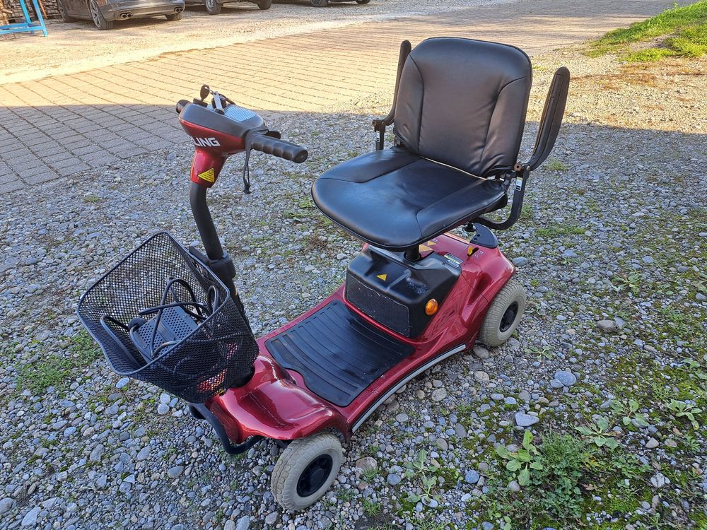 Sterling 4-Rad Elektromobil Mobility Scooter Lieferung mögl. (Defekt) in Hallau für CHF 337 ...