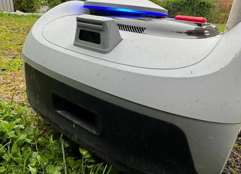 Segway Navimow i105 i-Serie Mähroboter + Garage S für Navimo (Gebraucht ...