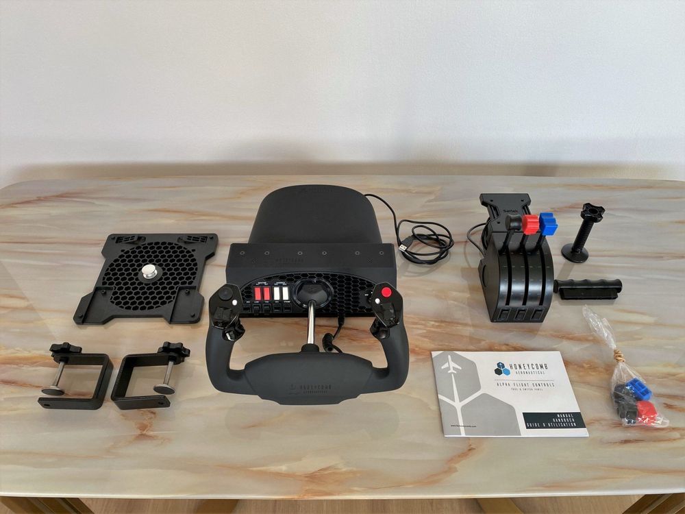 Honeycomb Alpha Flight Controls - Set (Neu (gemäss Beschreibung)) in ...