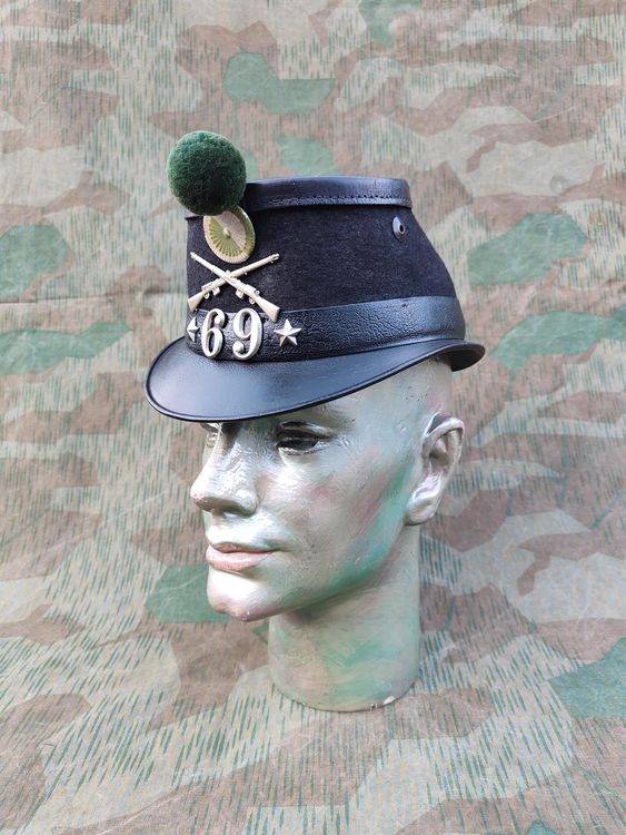 Tschako Ord. 1869/75/98 Füs Bat 69 Kp 1 (Gebraucht) in Bauma für CHF ...