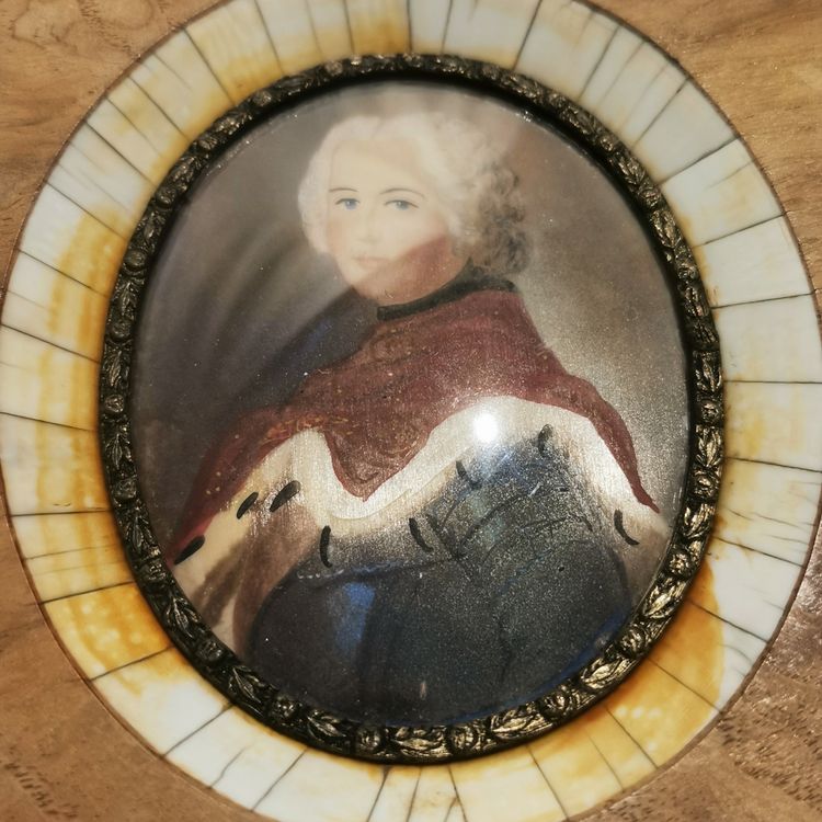 Antike Portrait Miniatur (Gebraucht) in Rieden AG für CHF 48 – nur Abholung auf Ricardo kaufen