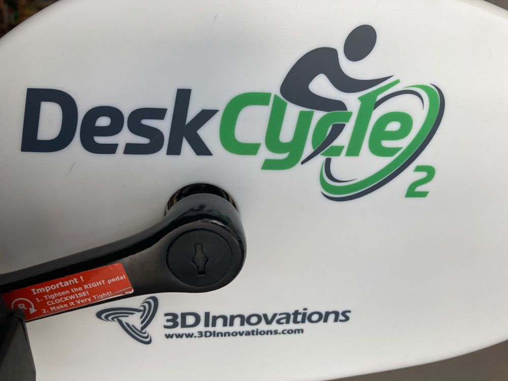 Fitness Mini Heimtrainer - DeskCycle 2 weiss (gebraucht) Top (Gebraucht ...