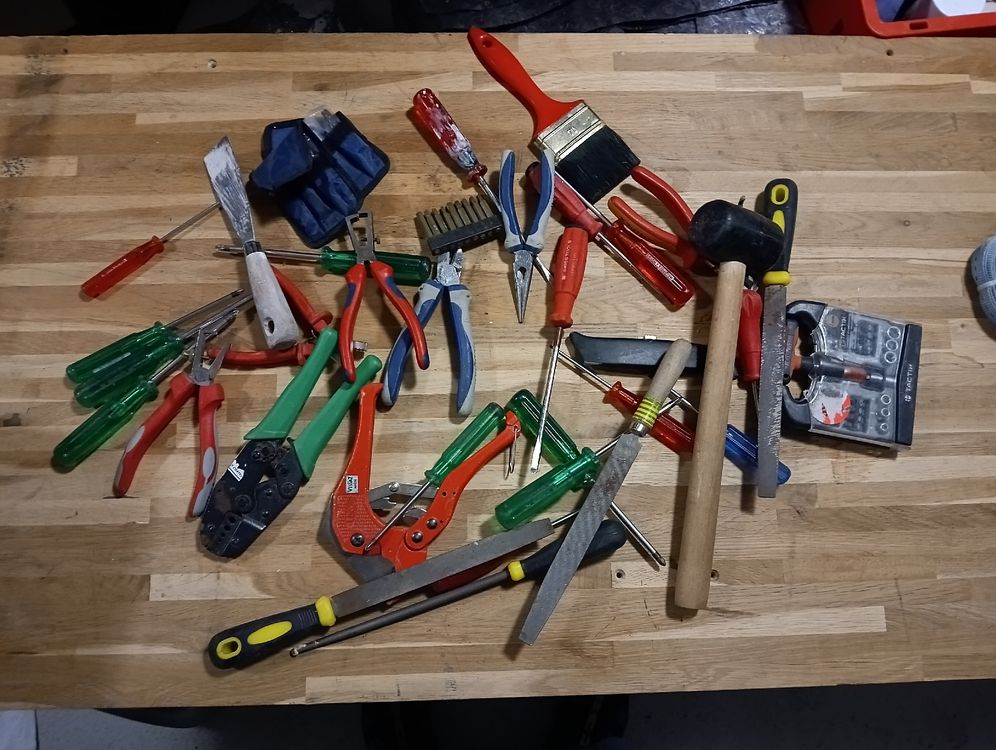 diverses Handwerkzeug (Gebraucht) in Baar für CHF 40 – mit Lieferung ...