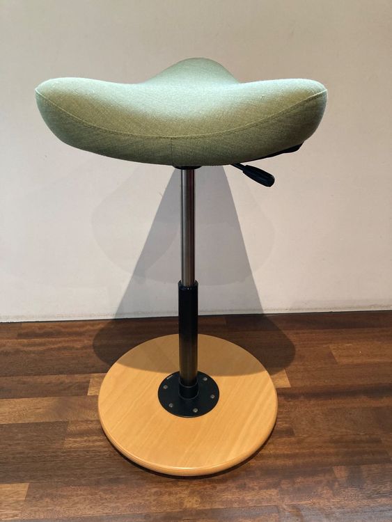 Stokke Variér Hocker (Gebraucht) in Neukirch-Egnach für CHF 150 – nur ...
