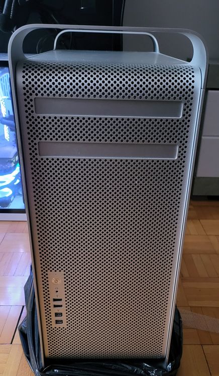 Apple Mac Pro A1289 MacPro4,1 Intel 2x: X5550 @2.66GHz | Kaufen auf Ricardo