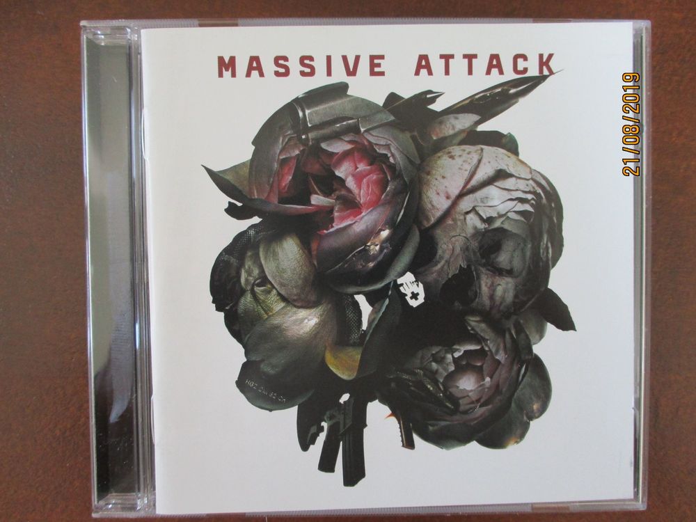 Massive Attack - Collected (Gebraucht) in für CHF 5.5 – mit Lieferung auf Ricardo kaufen