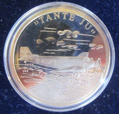 Tante JU 52 - Der Traum vom Fliegen (Neu und originalverpackt) in Luzern für CHF 10 – mit ...