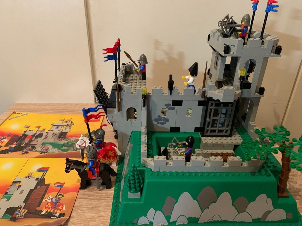 LEGO 6081 King's Mountain Fortress (Gebraucht) in Basel für CHF 255 ...