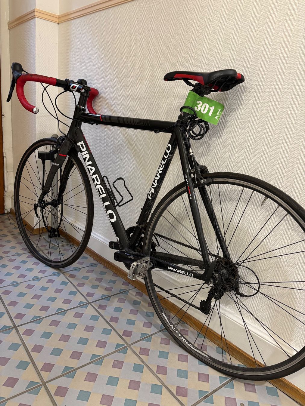 Bike/velo Pinarello Alloy 6061 T6 – Shimano Sora – Size 56/5 (Gebraucht ...