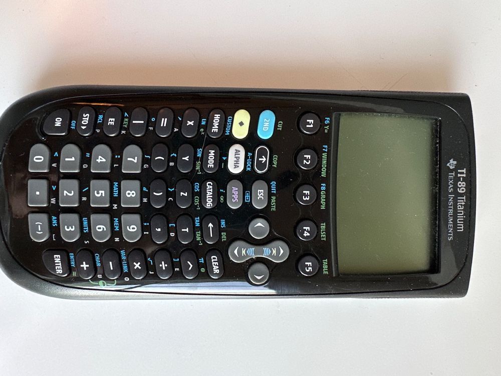 TI-89 Titanium (Gebraucht) in Berikon für CHF 10 – mit Lieferung auf ...