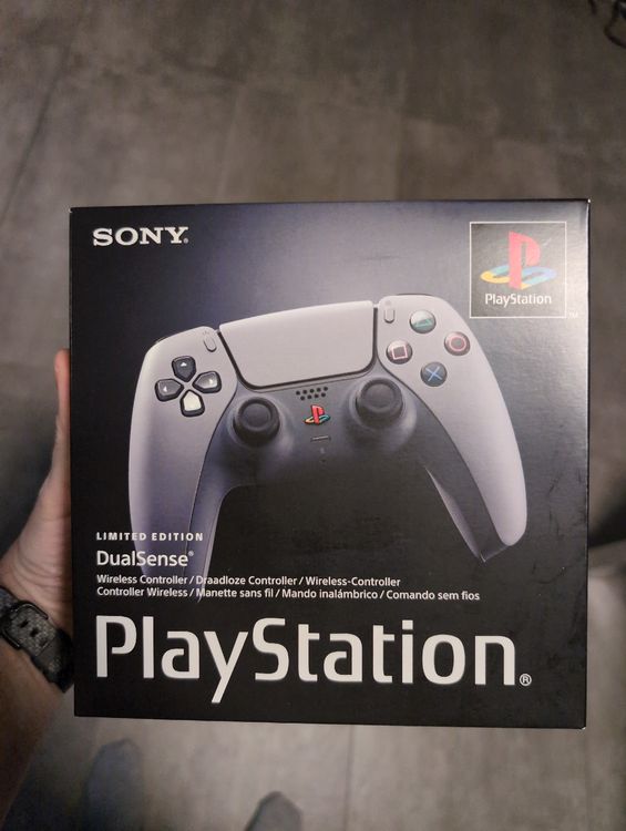 PS5 Controller 30th Anniversary Edition - Limitiert (Neu und originalverpackt) in Büttikon AG ...