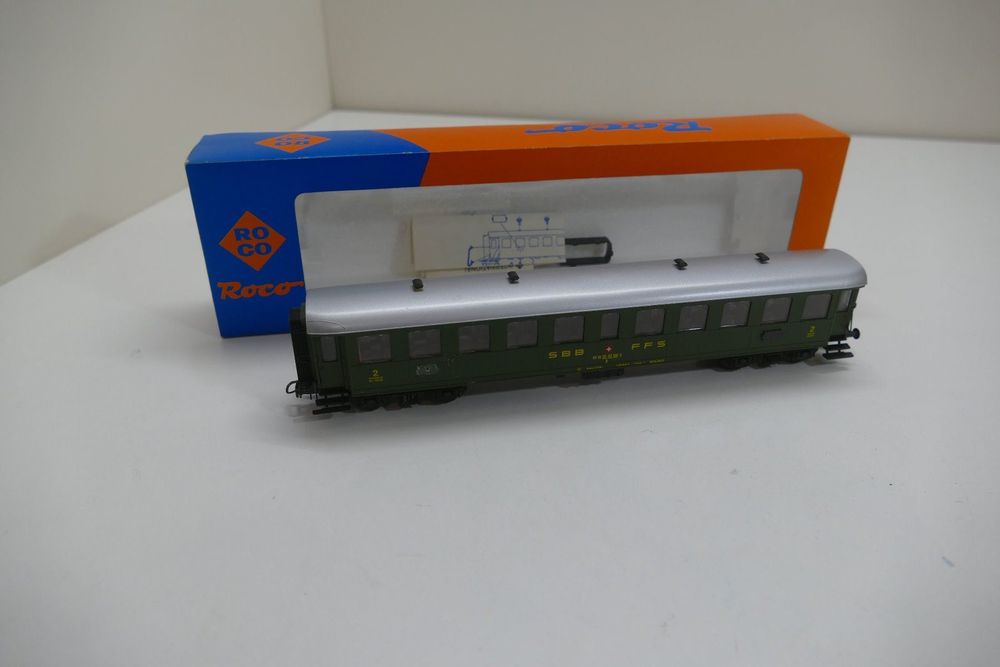 Roco H0: SBB 2.Kl.Stahlpersonenwagen | Kaufen auf Ricardo