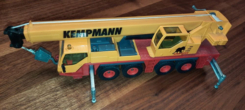 Siku - Liebherr Autokran " Kempmann " 4 Achser 1:55 (D'occasion) à ...