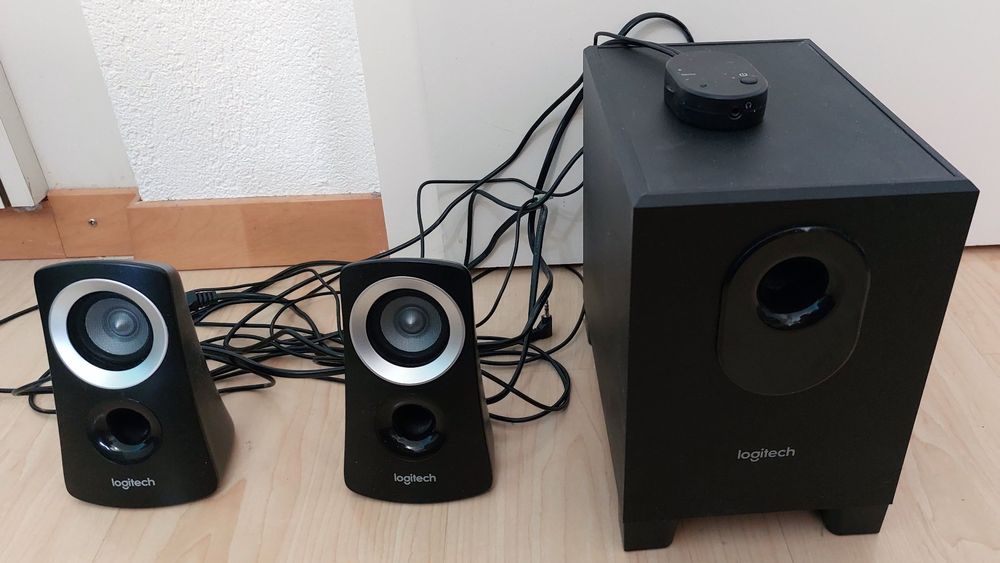 Logitech Z313 (Gebraucht) in Bremgarten für CHF 1 – mit Lieferung auf ...