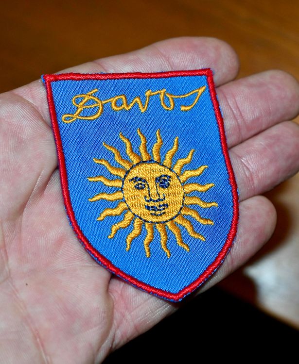 VINTAGE Badge DAVOS sonne BLAU nos ST. GALLER STICKEREI (Gebraucht) in ...
