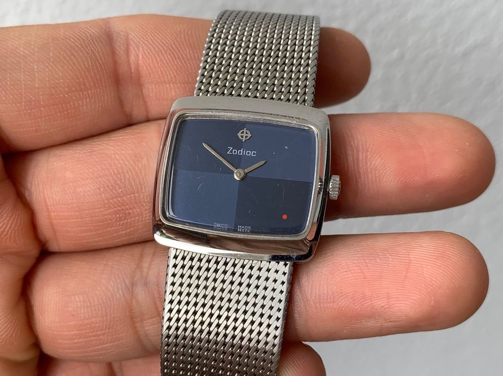 ZODIAC mécanique montre femme / Damenuhr Handaufzug läuft (Gebraucht) in Biel/Bienne für CHF 26 ...