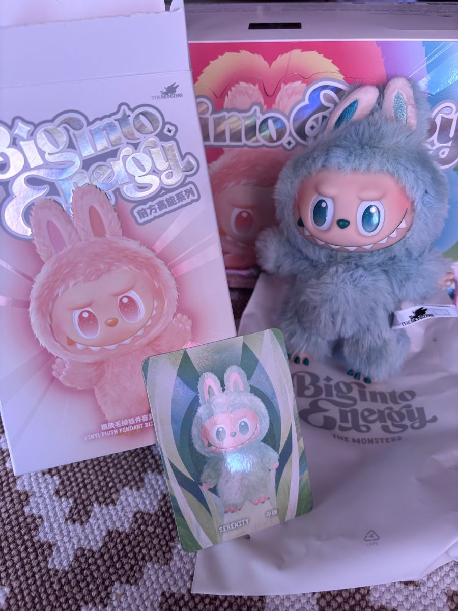 Original Pop Mart Labubu-Serenity (Neu und originalverpackt) in Hildisrieden für CHF 40 – mit ...