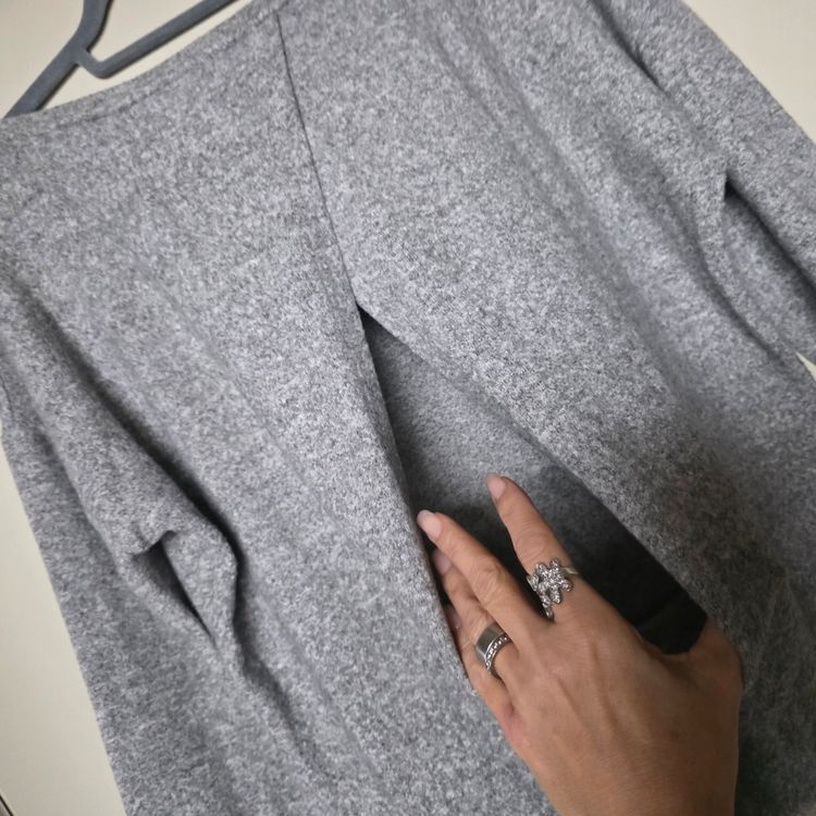 🐸 VISKOSE PULLOVER MIT OFFENEM RÜCKEN S / M GRAU MÉLANGE (Gebraucht) in ...