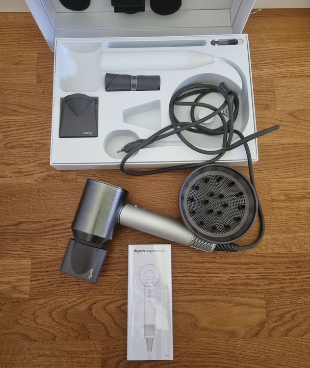 Dyson Supersonic Pro (Gebraucht) in Rüschlikon für CHF 300 – mit ...