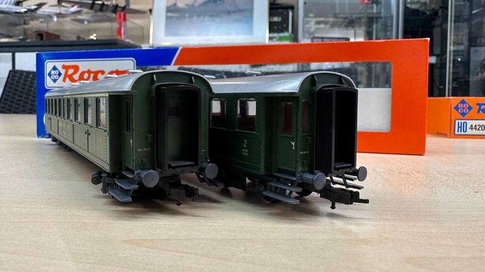 2er set Roco Personenwagen/Postwagen (Gebraucht) in Hombrechtikon für CHF 34 – mit Lieferung auf ...