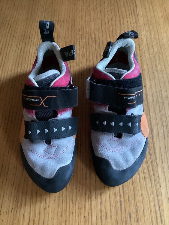 Kletterschuhe Scarpa Force X WMN (Gebraucht) in für CHF 22 – mit ...