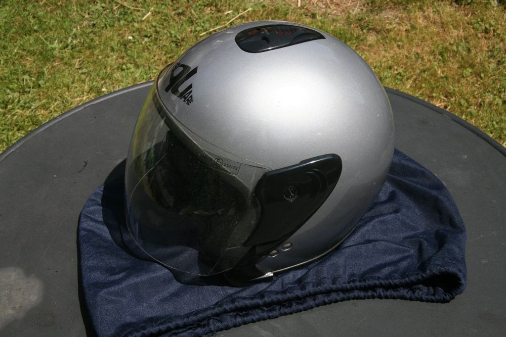 B Square Helm