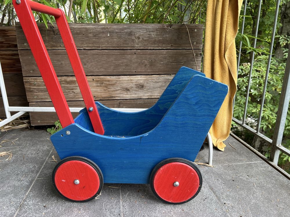 Lauflernwagen, Holzwagen, blau/rot, gut erhalten (Gebraucht) in Basel ...