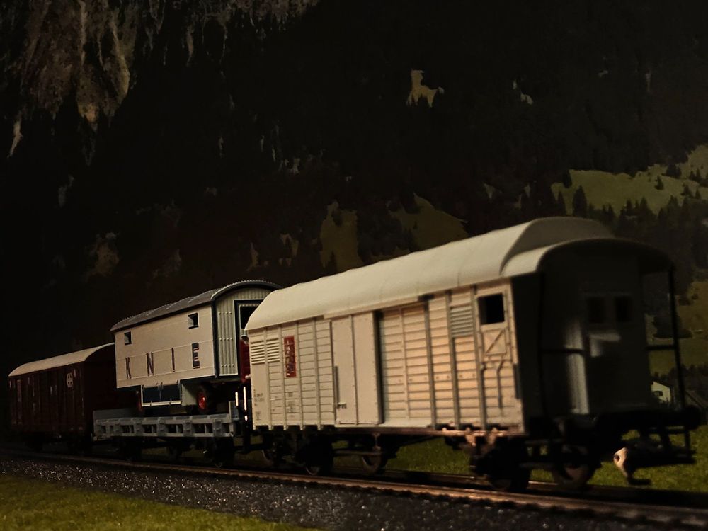 Märklin 4898 _ SBB Zirkus KNIE _ 3 tlg. Wagen Set _ Spur H0 (Gebraucht ...