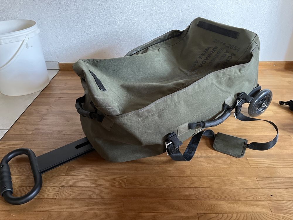 Rollkoffer Schweizer Militär (Gebraucht) in Jonschwil für CHF 86 – nur ...