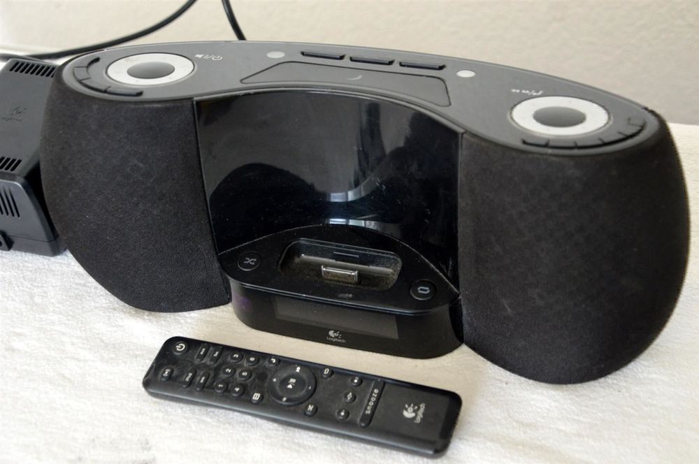 Dockingstation Logitech Pure-Fi Dream Station d'accueil (Gebraucht) in ...