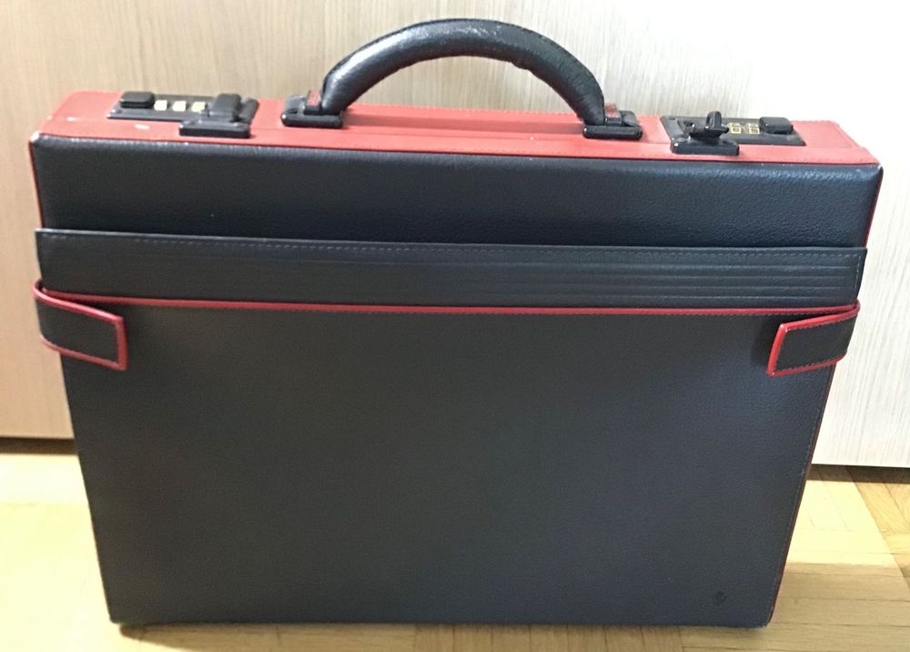 Ferrari Akte Koffer | Kaufen auf Ricardo